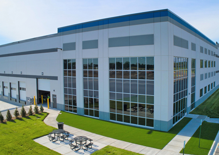 Construction Cameras for Warehouse and Distribution