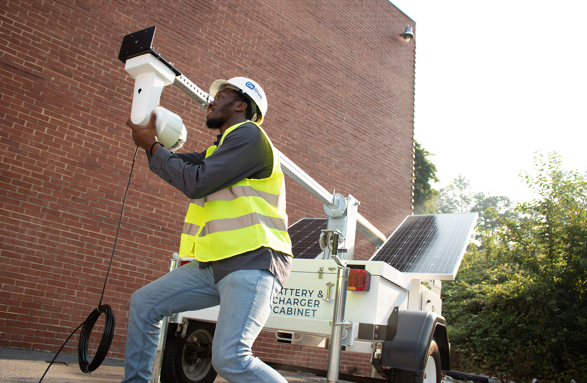 Wireless Solar Powered Construction Cameras