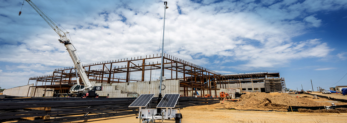 How Solar Power Impacts Construction Camera Performance on Jobsites